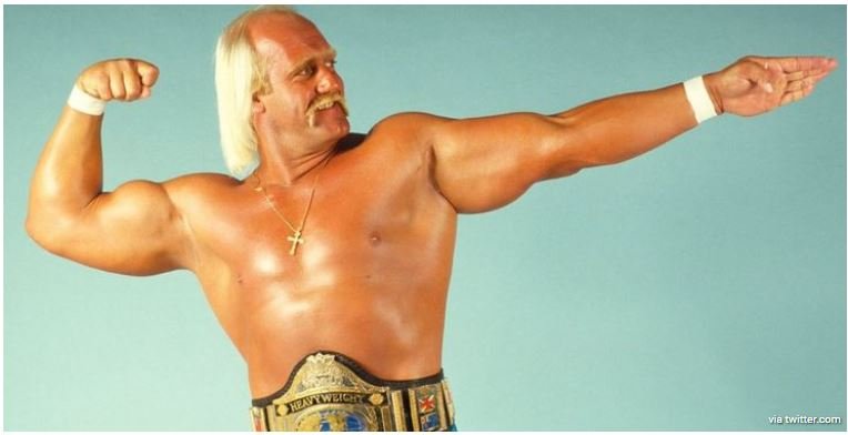 Hulk Hogan smile - Wrestling News Plus